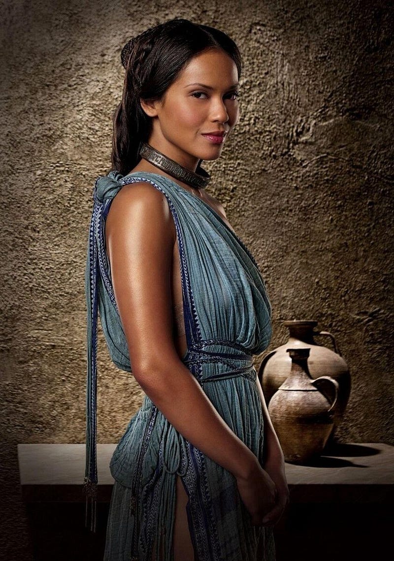 How Women Dressed in Ancient Rome: Female Slaves, Plebeians, and Patricians