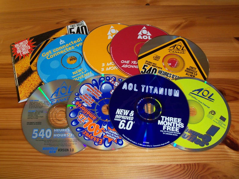 Six Ways We All Connected to the Internet Back in The 90s