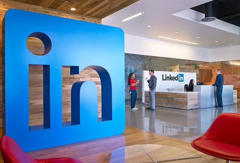 How to Add Bullet Points and Symbols to Your LinkedIn Profile